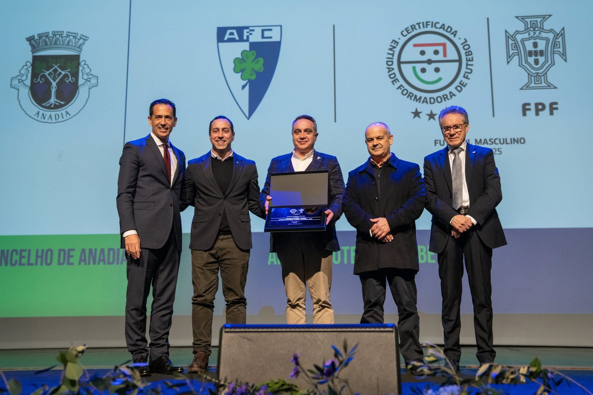 Anadia FC distinguido na certificação de entidades formadoras da AFA ...